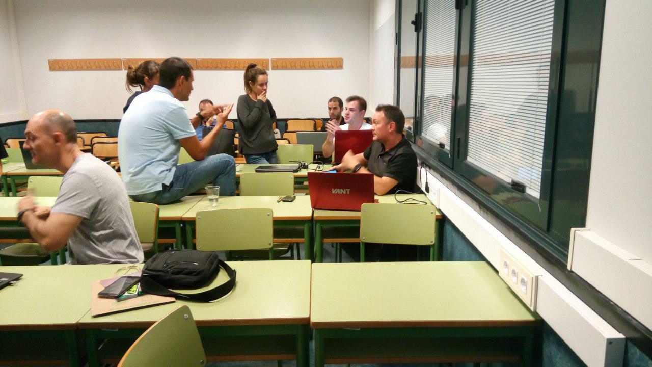 Crónica del Taller de instalación y virtualización de LliureX 19 ...